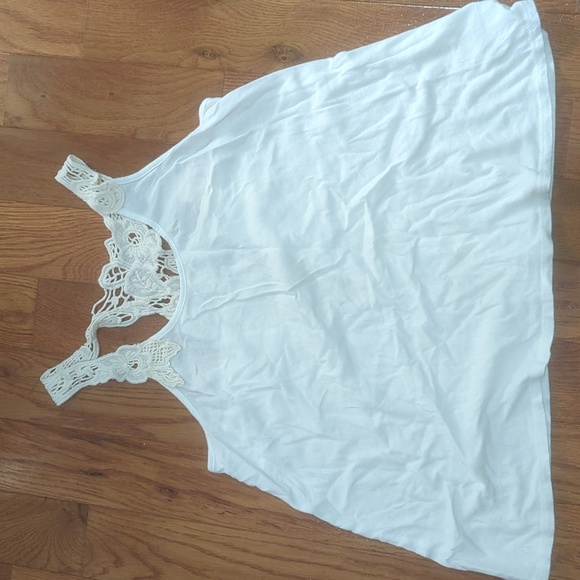 Mossimo Supply Co. | Tops | Mossimo White Tank With Lace Details | Poshmark